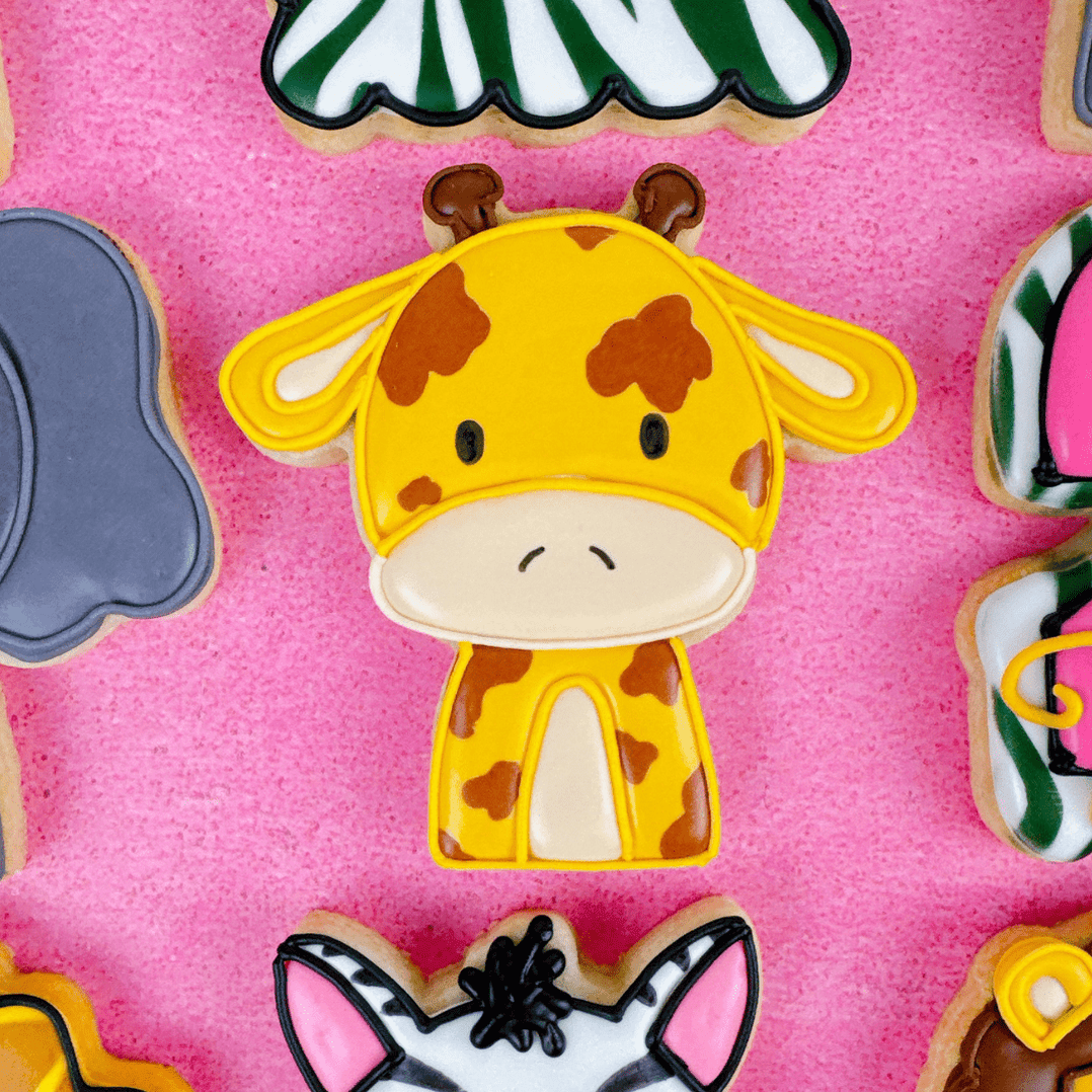 Giraffe Cookie Cutter — The Cookie Countess