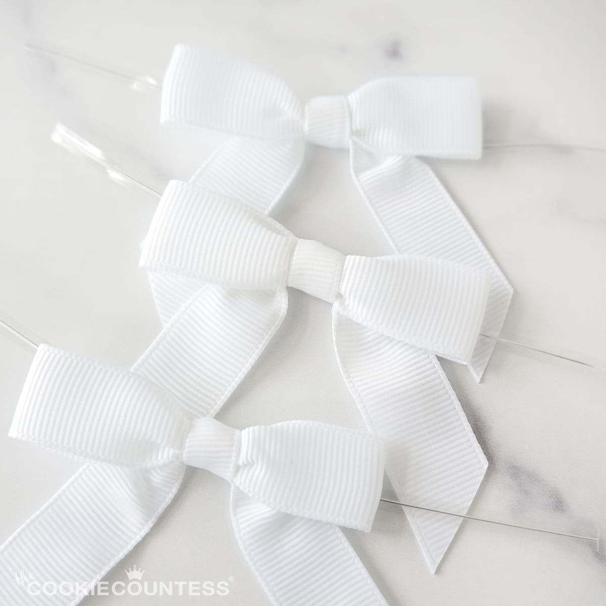 Pre-tied Grosgrain Bows with Wire Twist Tie: White — The Cookie Countess